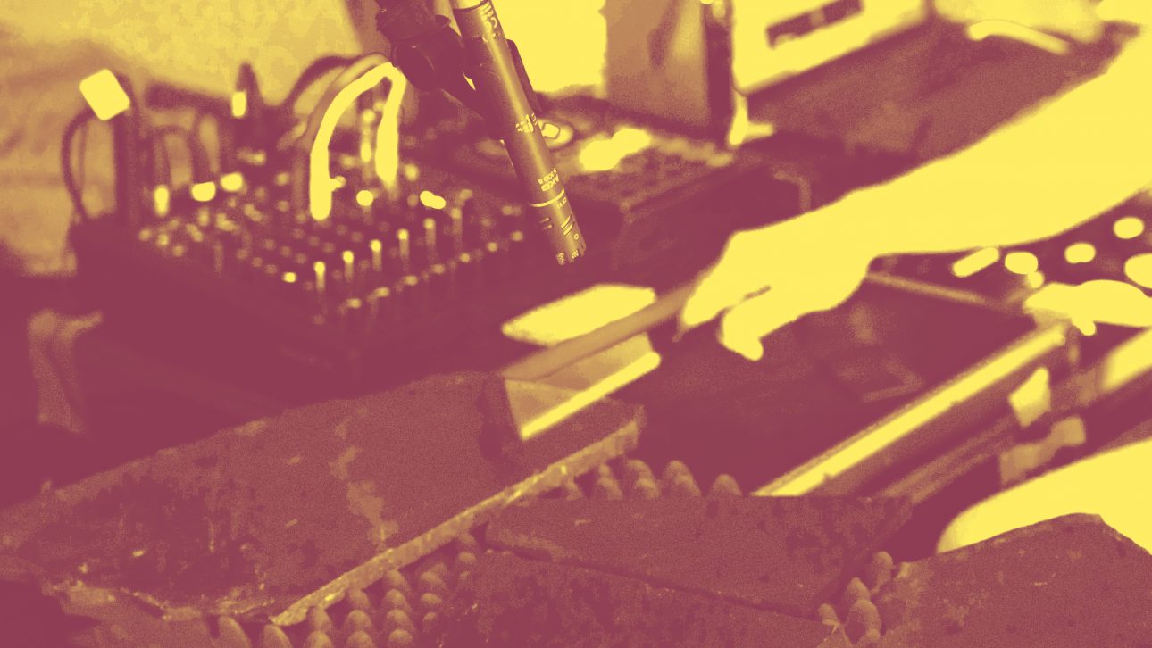 Max Bauer | Geräuschemacher, foley artist | music – foleys – sound design